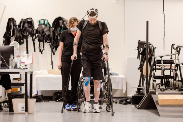 Neurotechnology restores natural gait with device that decodes brain’s ...